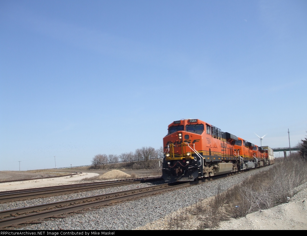 BNSF 7584